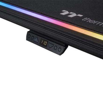 NP: Thermaltake Level 20 RGB BattleStation Gaming Desk - Fanáticos del ...