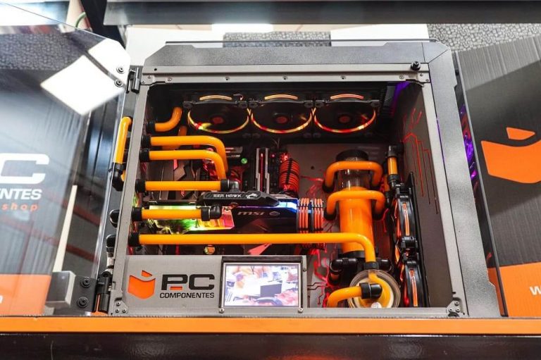 NP: PcComponentes crea un PC exclusivo para gamers con motivo del Día ...